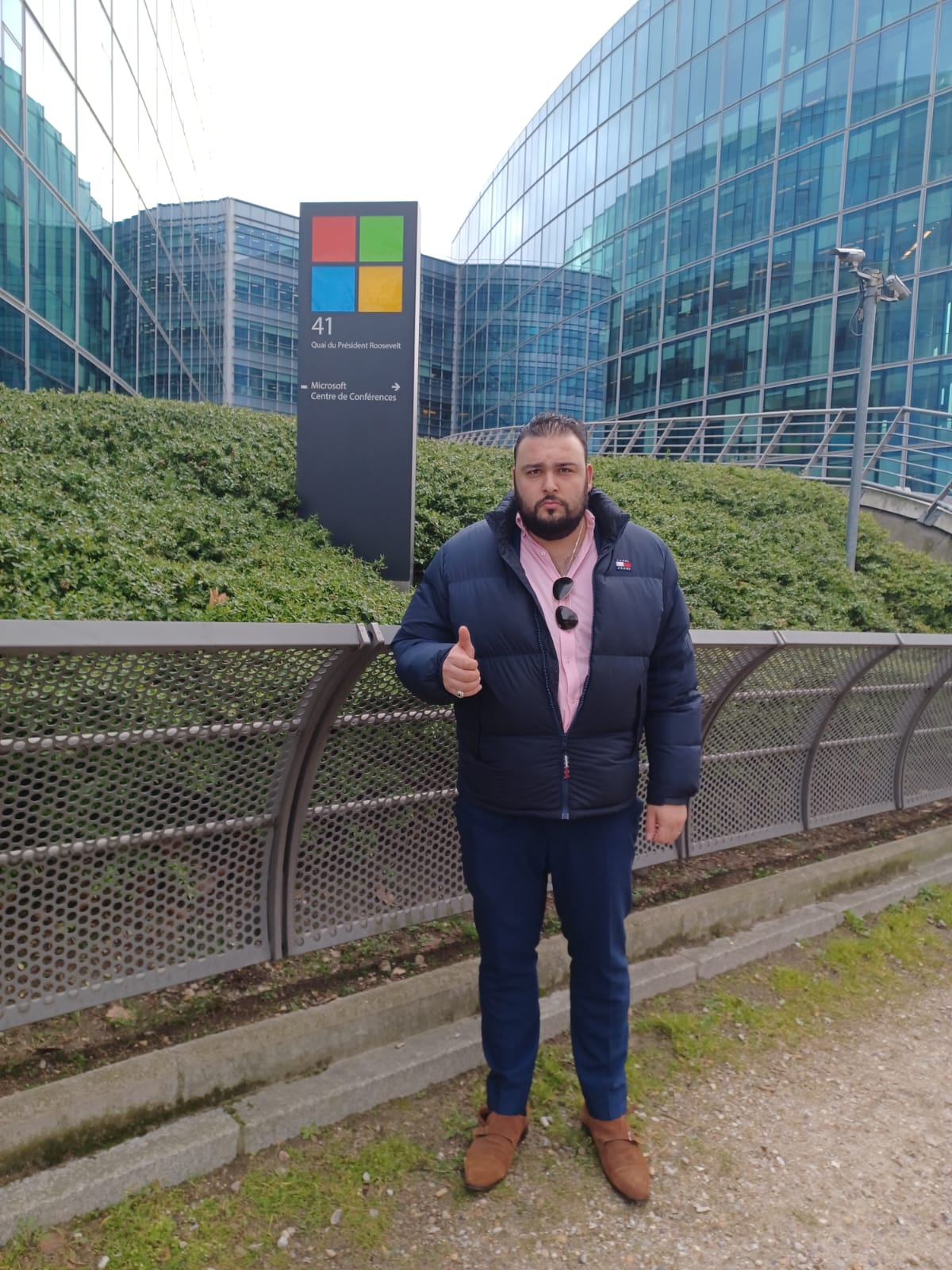 DM Tech Sales - Electronic Components