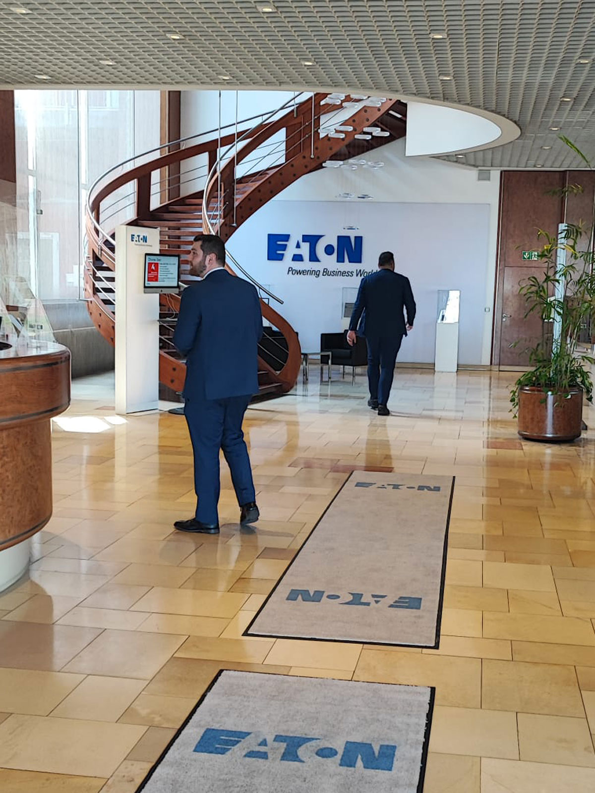 DM Tech Sales - Electronic Components